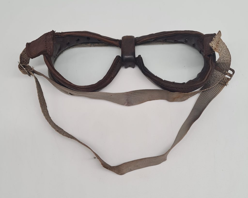WW2 British tank crew goggles - Panzertruppe Collectables