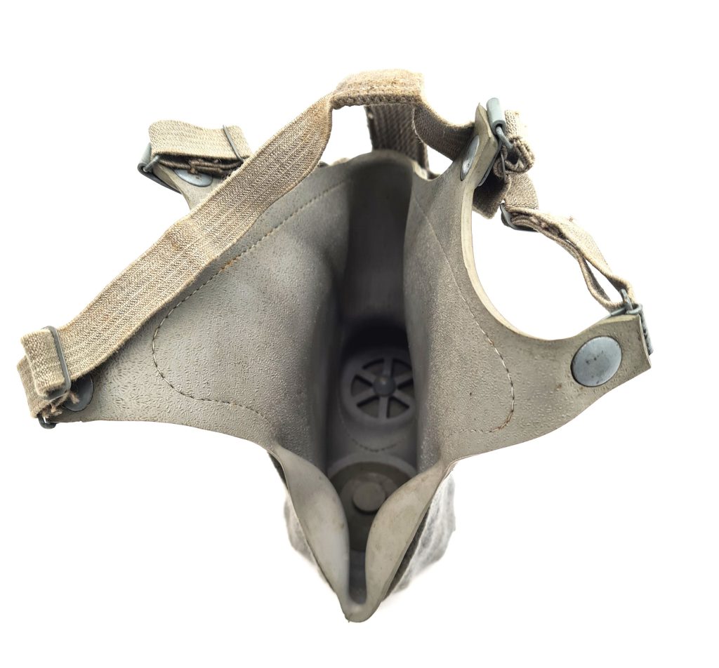 US Army WWII M1 Dust Respirator Mask for Tank Crews - Panzertruppe ...